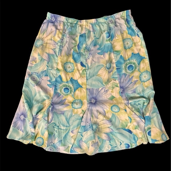 N Touch | Skirts | Vibrant Blue Floral Midi Skirt Euc | Poshmark